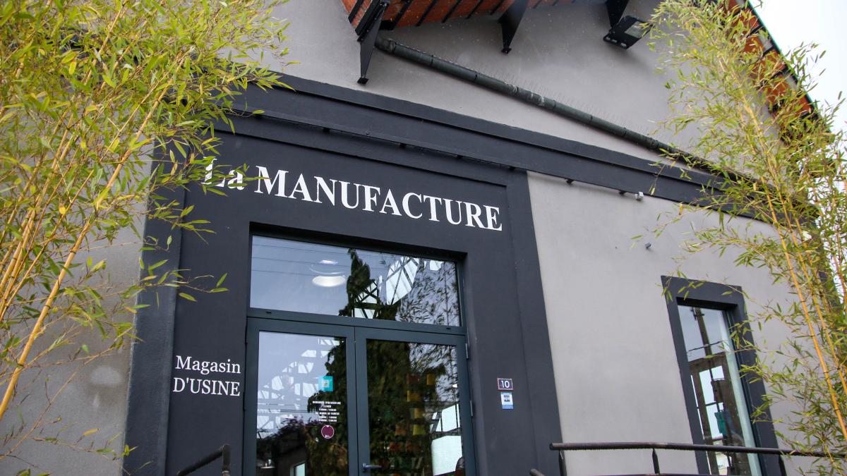 Manufacture Perrin, temple of Made in France socks | Creusot Montceau ...